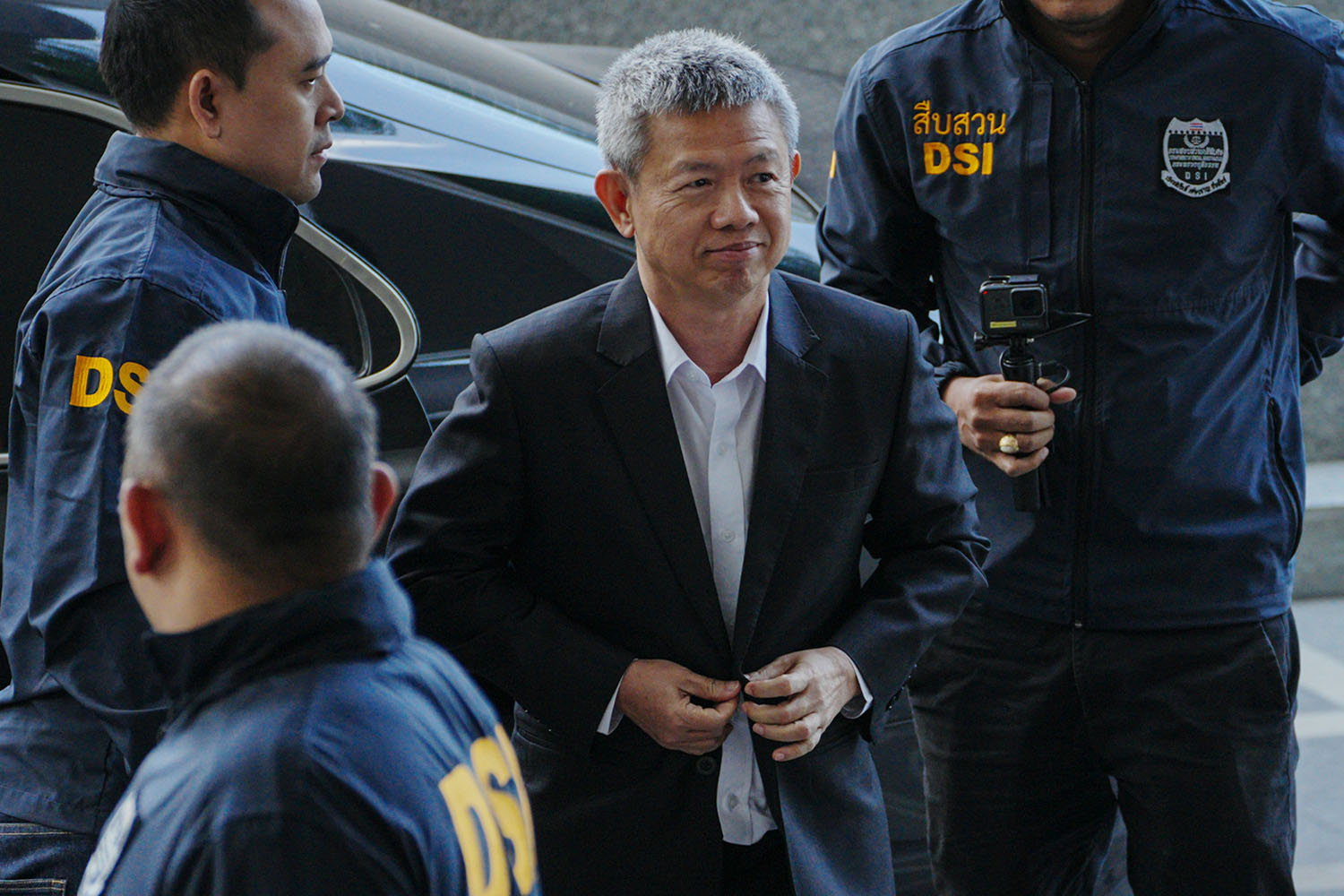 ‘เฮียเกียรติ’ ยันบริสุทธิ์ ปัดเอี่ยวคดีตีนไก่